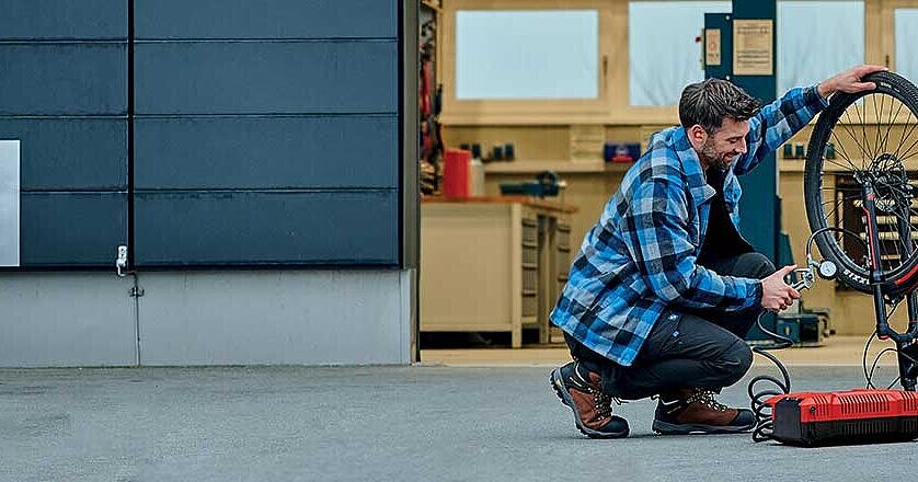 Practical for on the move: our high-quality car compressors | Einhell.co